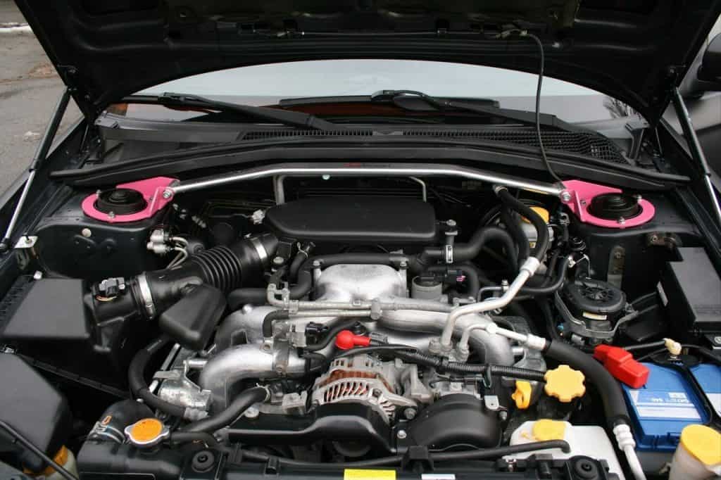 Bad Struts symptoms: Signs They’re Bad and How to Replace